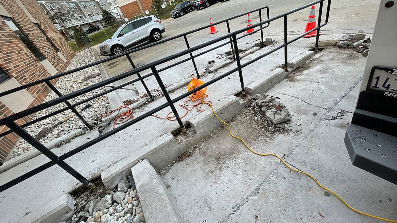 Commercial Concrete Services Near Bartlett | Muenster Cement